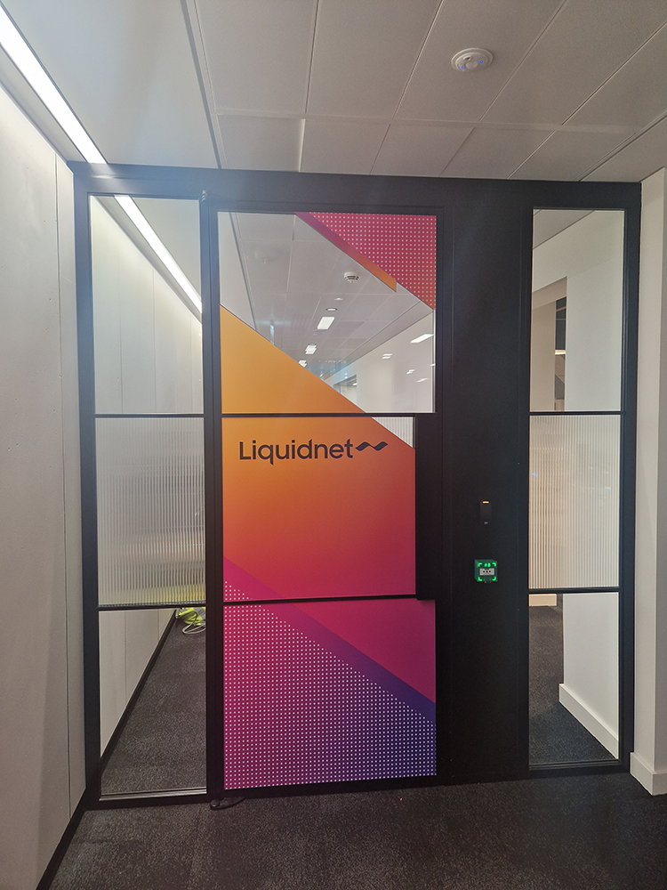 Window Graphics Signage Design, Install & Maintenance 🟥⬜🟦⬛